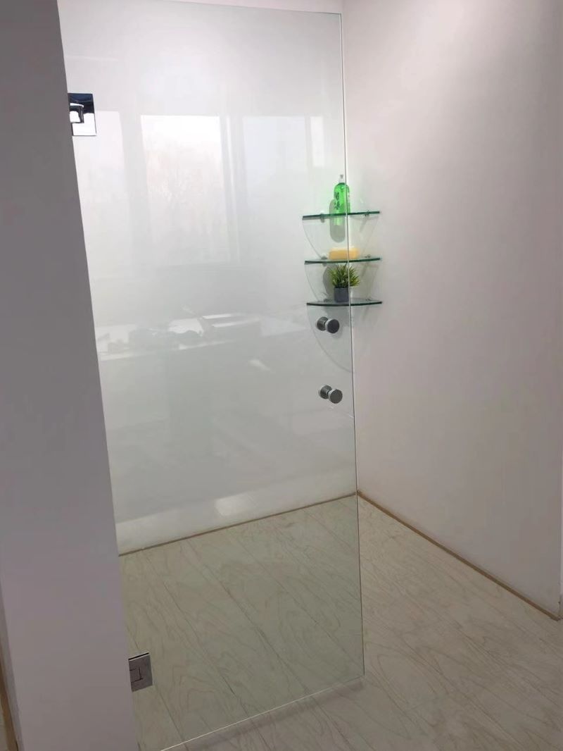 China What's Safety Self-explosion Shower Door Glass Eliterglass